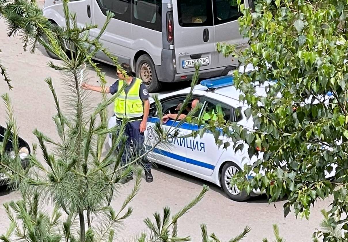 Безпрецедентно на празника на Годеч! Градът почерня от полиция, изсипа ...